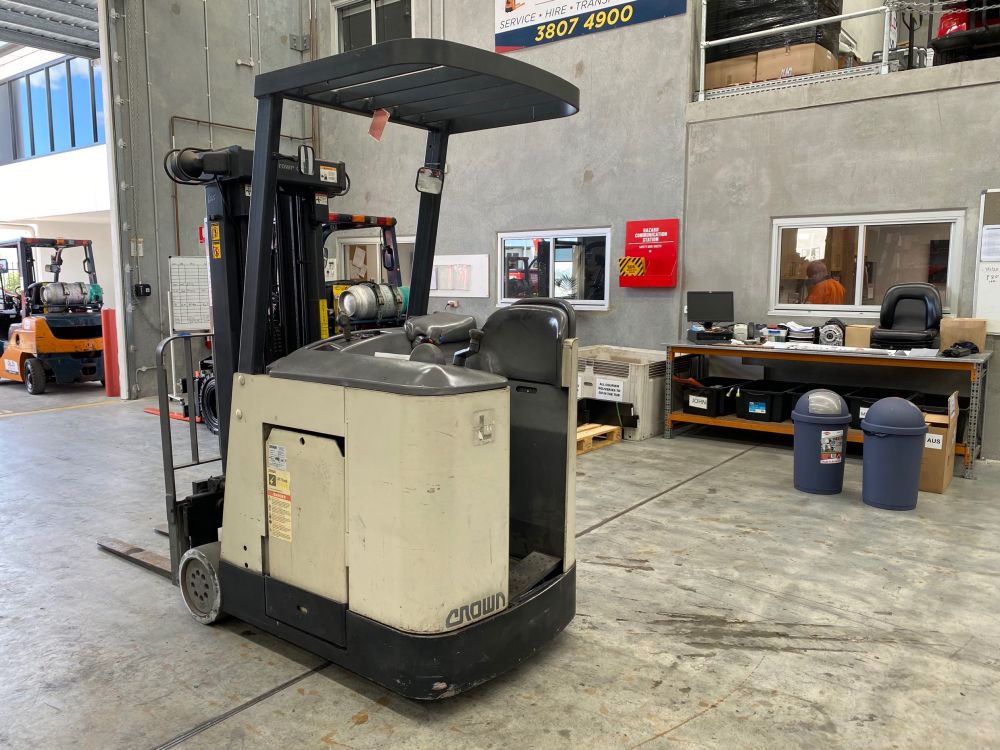 Crown RC3020-40 - Queensland Forklifts