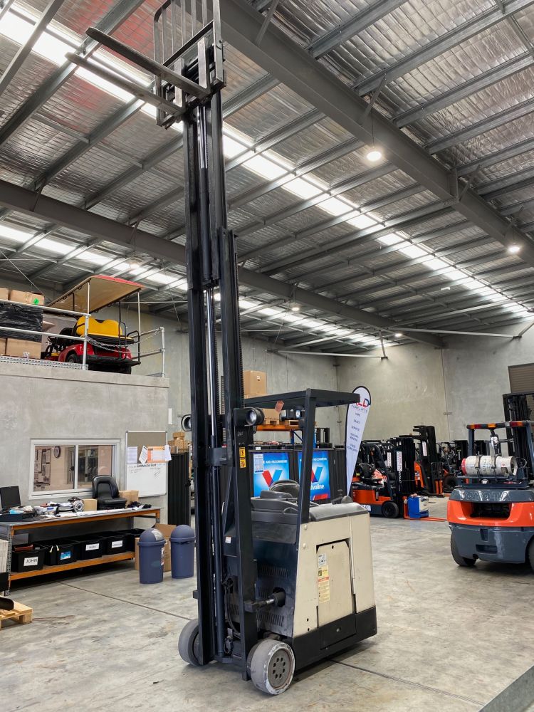 Crown RC3020-40 - Queensland Forklifts