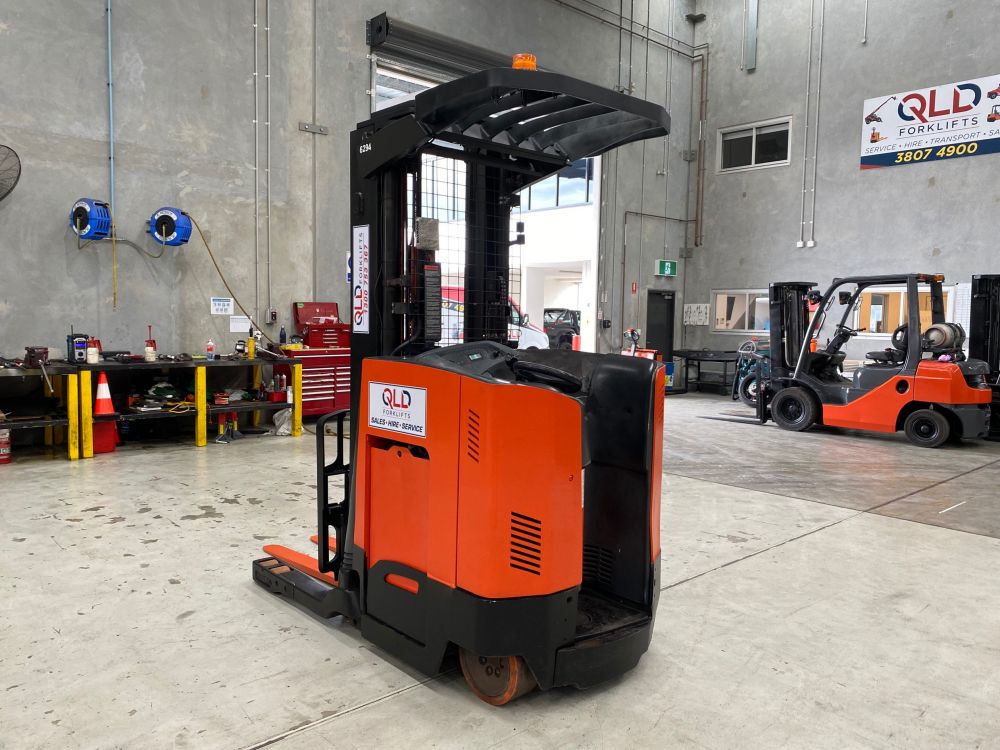 Raymond DR32TT - Queensland Forklifts