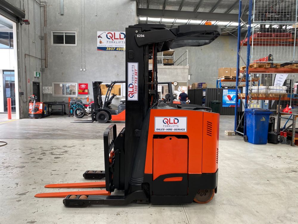 Raymond DR32TT - Queensland Forklifts