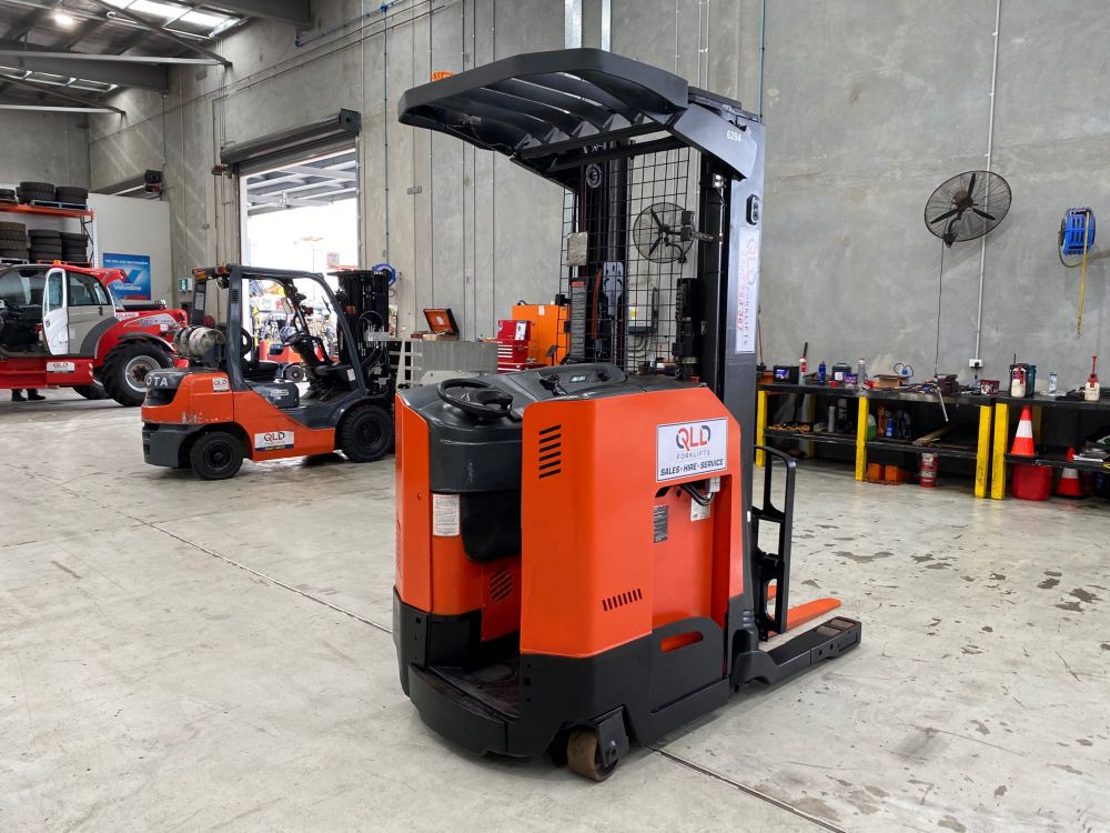 Raymond DR32TT - Queensland Forklifts