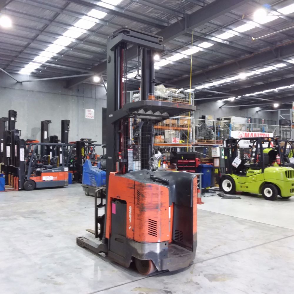 Raymond DR32TT - Queensland Forklifts
