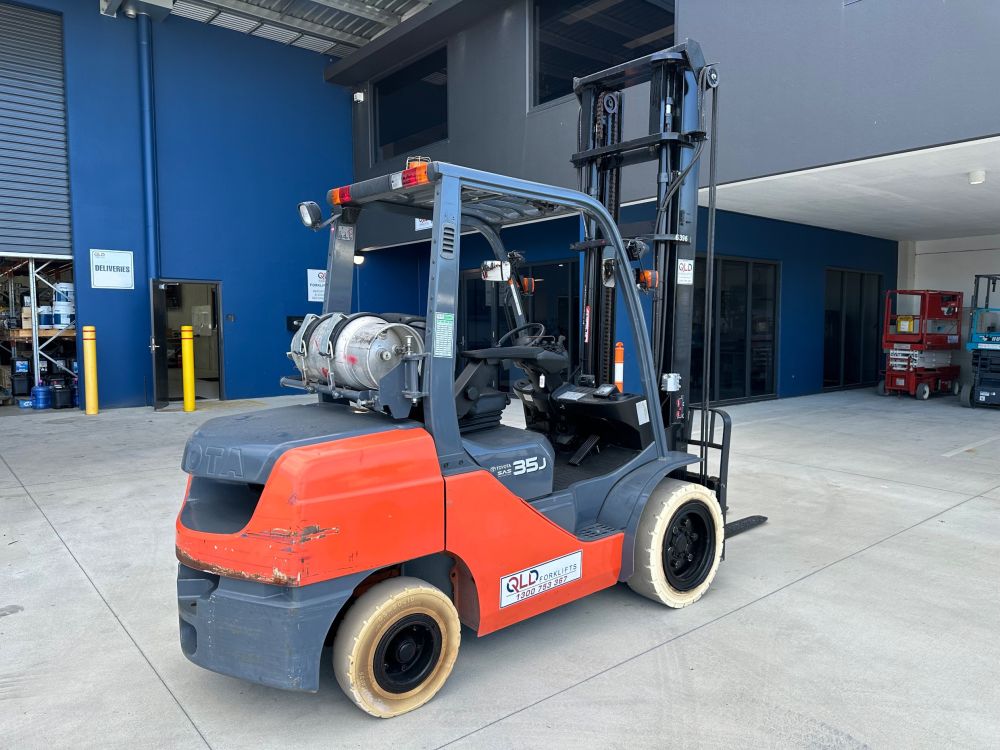Toyota 32-8FGJ35 - Queensland Forklifts